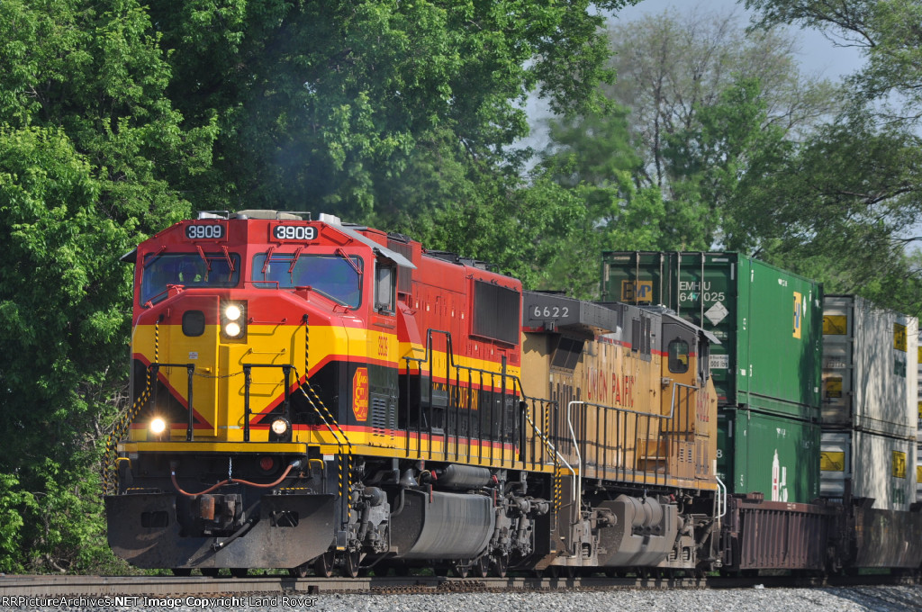 KCS 3909 On NS 295 Eastbound